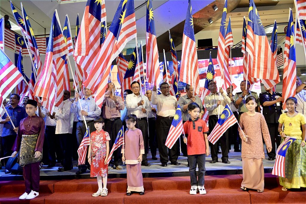 Sejauh Mana Jurang Perpaduan Kaum Di Malaysia? | IKRAM